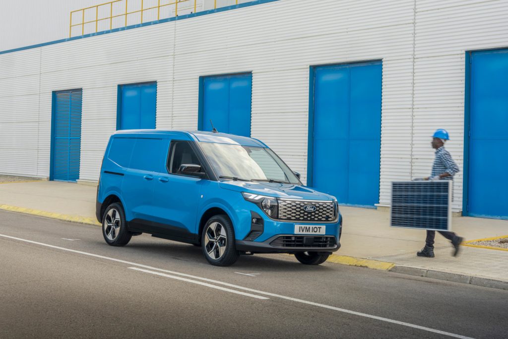 Ford lance un E-Transit Courrier plus robuste en Europe | Ecolo Auto