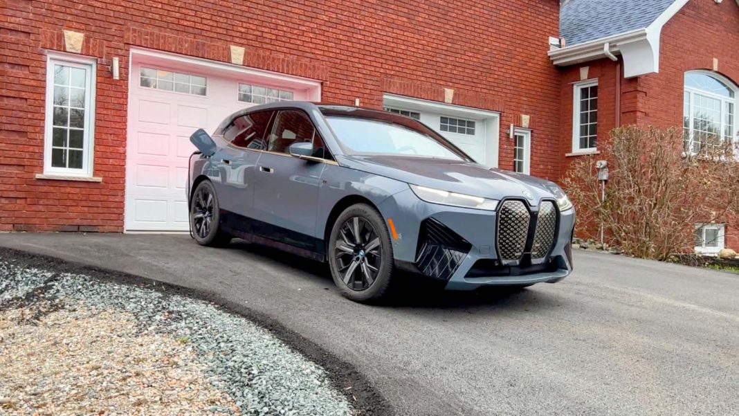 Premier Essai Routier BMW iX M60 2023 : L’électrique à la saveur BMW M ...