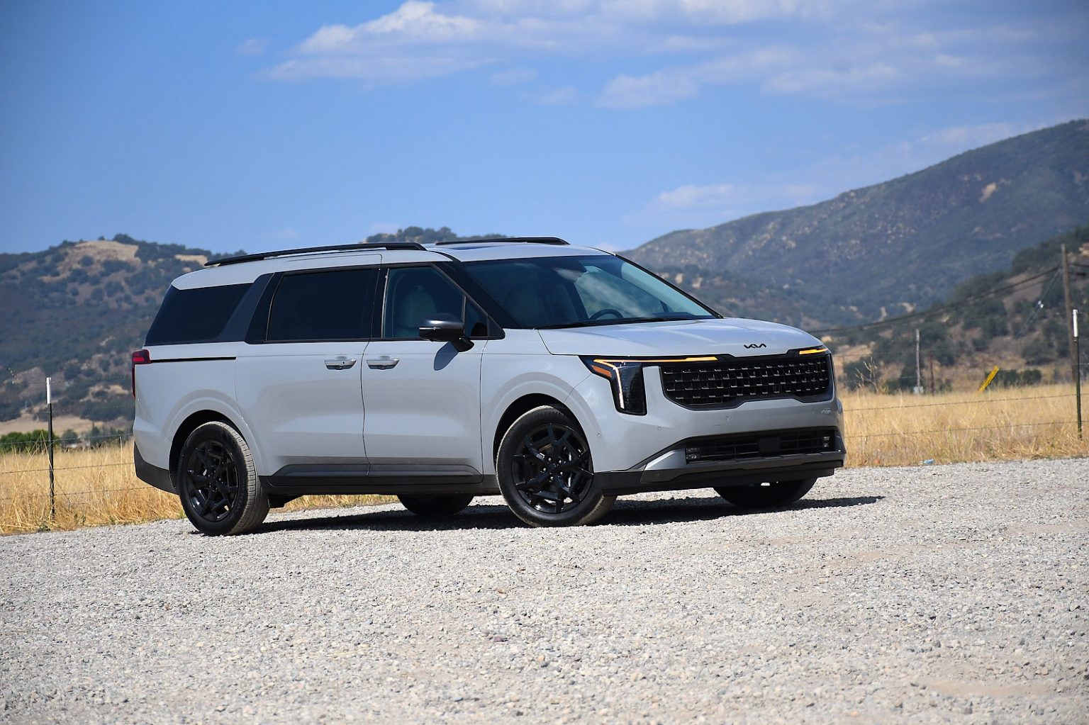 Premier essai Kia Carnival hybride 2025 : trop peu trop tard ? | Ecolo Auto