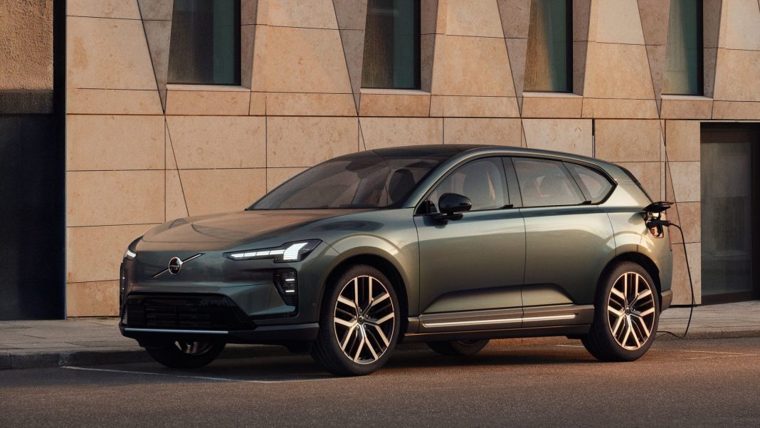 Volvo dévoile le EX60, un VUS électrique avec jusqu'à 640 kilomètres d ...